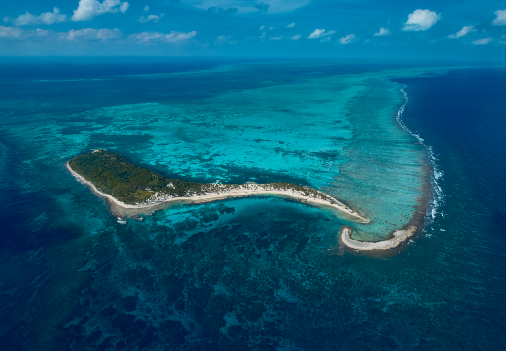 Popular Belize Dive Destination: Lighthouse Reef - Belize Dive Haven Resort